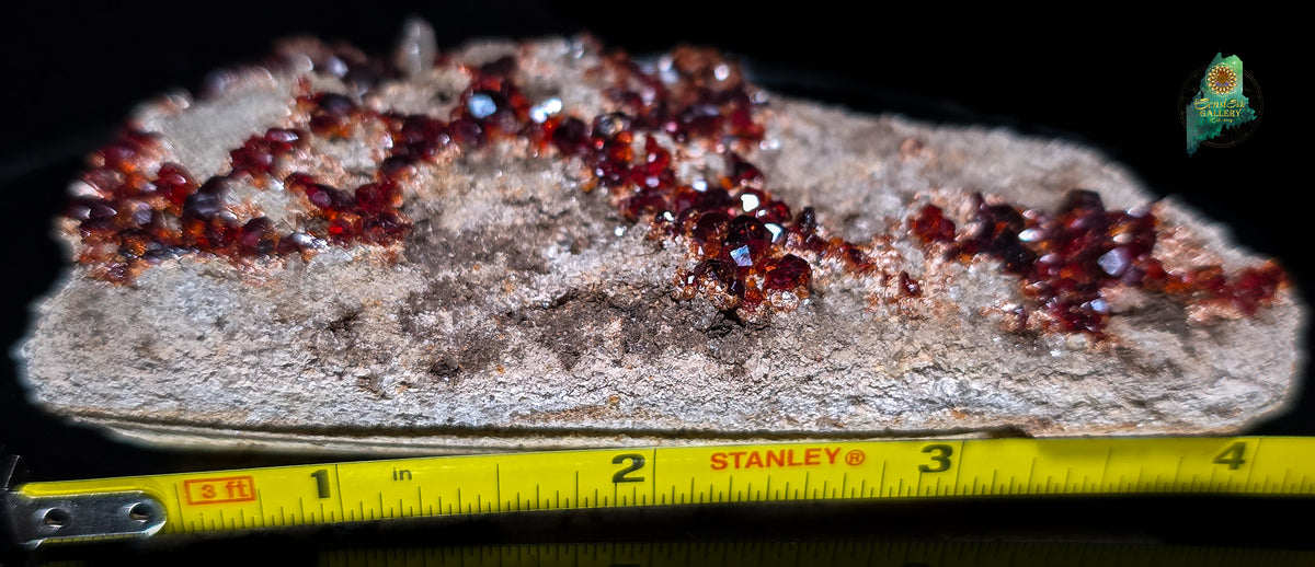 Garnet Matrix {GM-111} – The Sensi Side Gallery